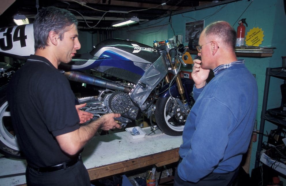 TULARIS 800 - Australian Motorcycle News