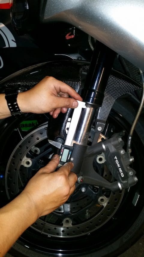 RIDER SAG SETTINGS: STEP BY STEP GUIDE - Australian Motorcycle News