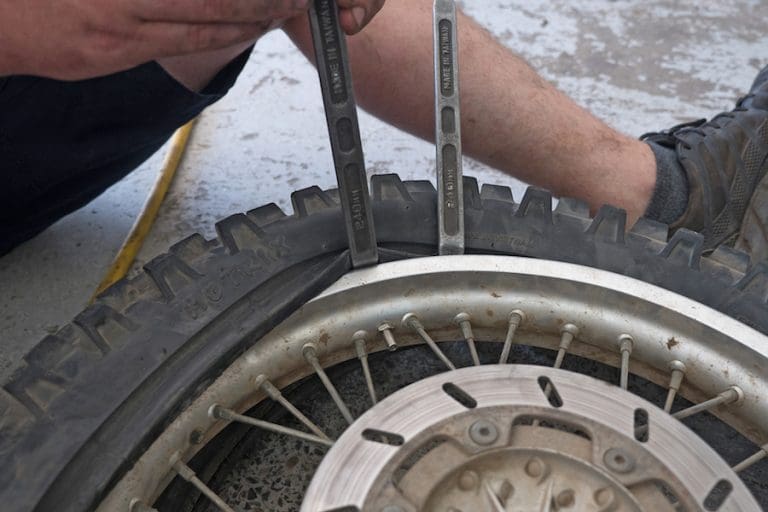 How to: Change an inner tube - Australian Motorcycle News