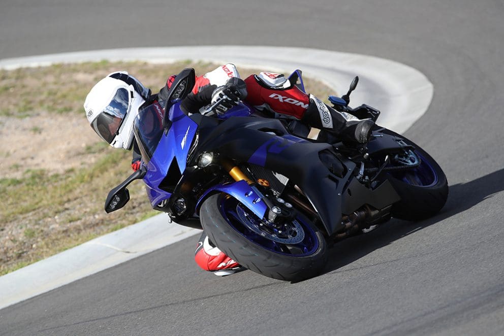 SCREAMING BLUE - YAMAHA YZF-R6 - Australian Motorcycle News