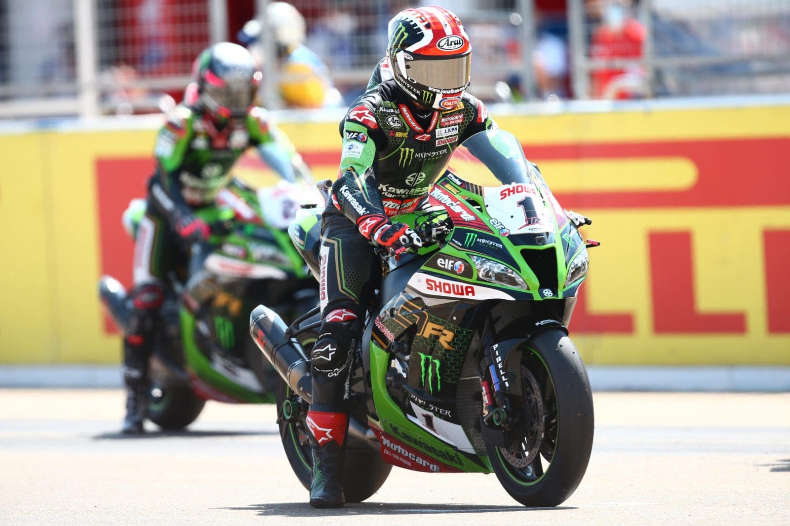 859846 - Australian Motorcycle News