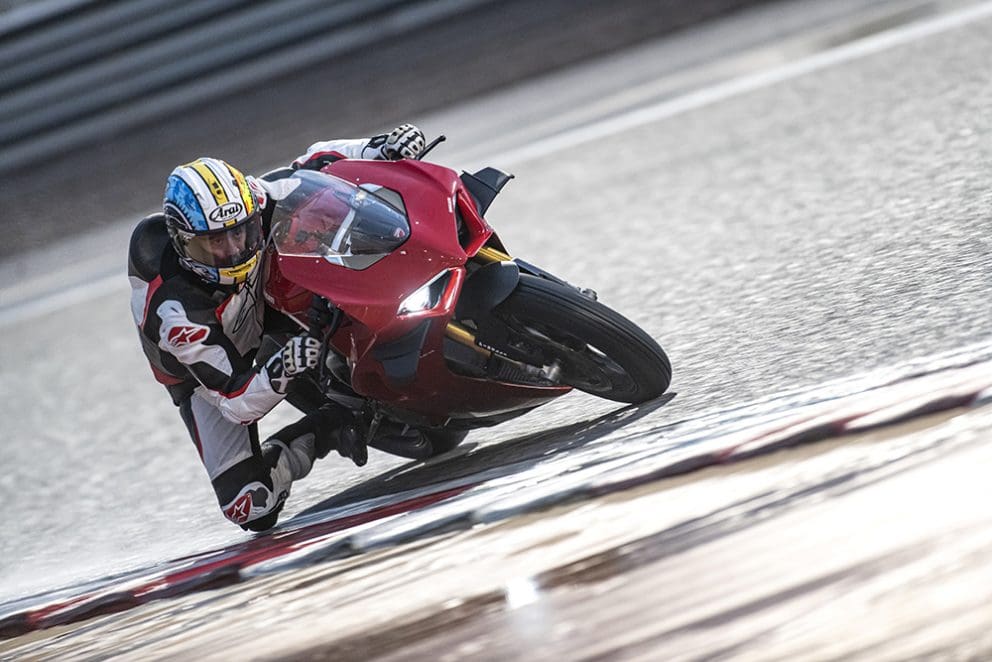 DUCATI GIVES YOU WINGS: DUCATI V4 S - Australian Motorcycle News