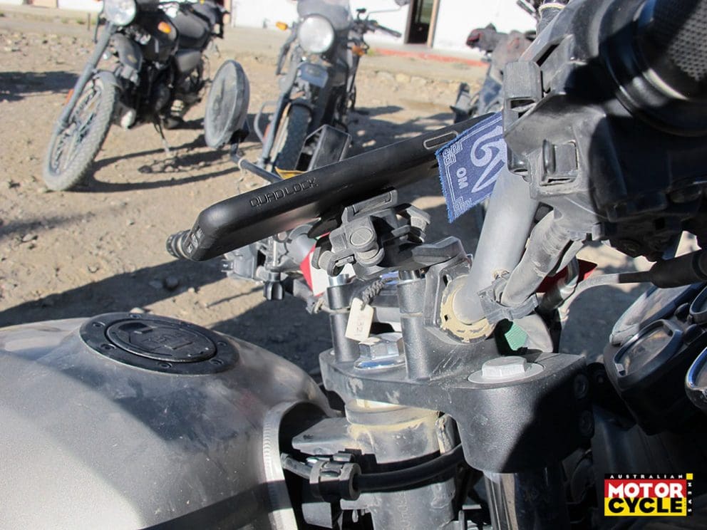 QUAD LOCK PRO | HANDLEBAR MOUNT - Australian Motorcycle News