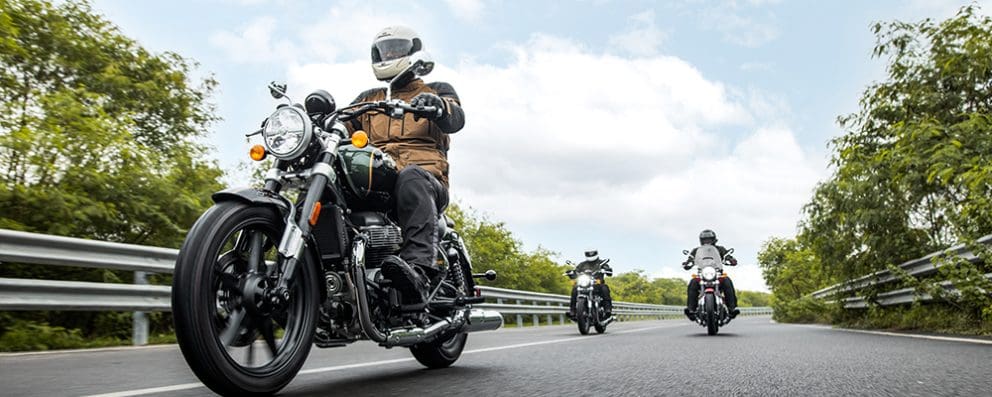 WEB BANNER Super Meteor 650 Group Shot15 - Australian Motorcycle News