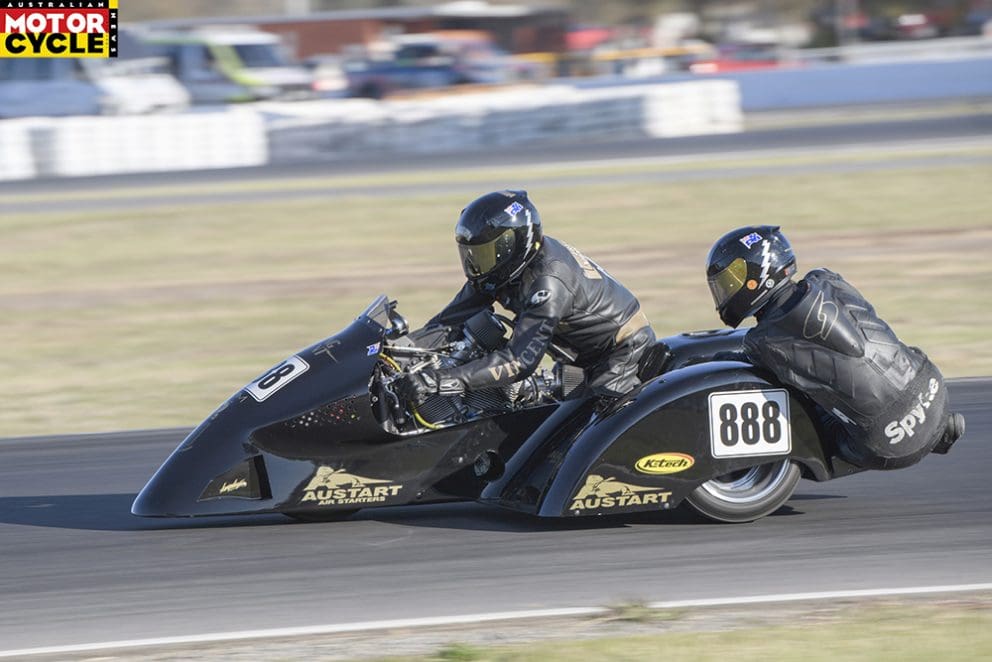 AUSSIE LEGENDS KEN & BARRY HORNER - Australian Motorcycle News