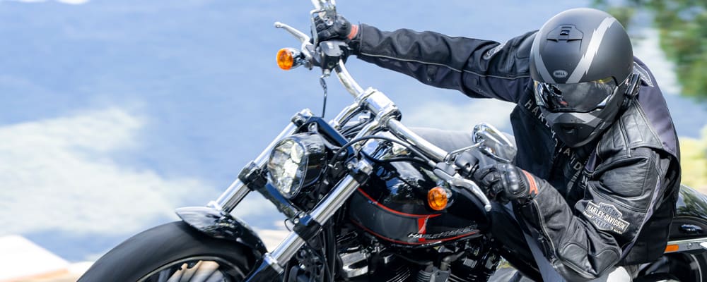 BAD ASS BRAIN BUCKET - BELL BROOZER HELMET - Australian Motorcycle News