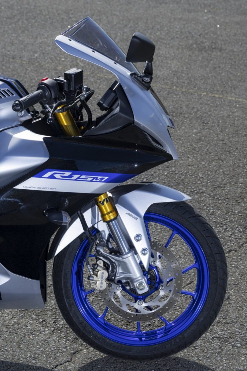 2023 YAMAHA YZF-R15M - Australian Motorcycle News