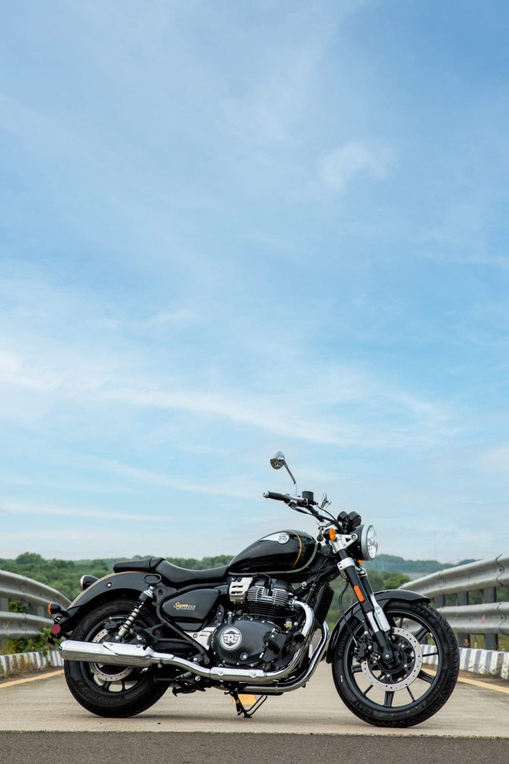 Super Meteor 650 Interstellar Green11 - Australian Motorcycle News