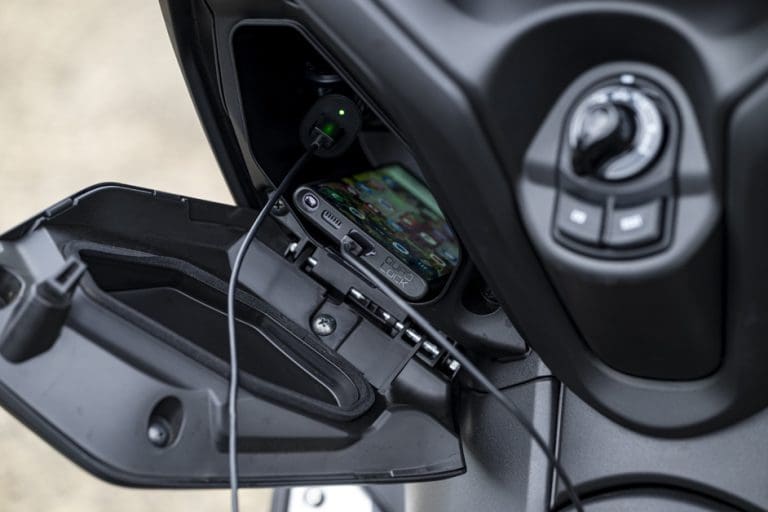 2023 YAMAHA XMAX 300 - Australian Motorcycle News