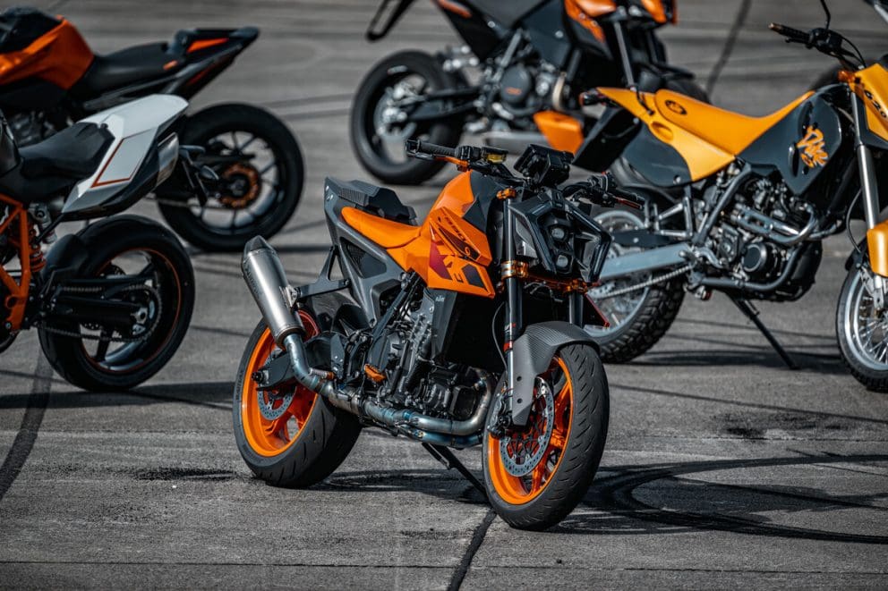 30 YEARS OF THE KTM DUKE - Australian Motorcycle News