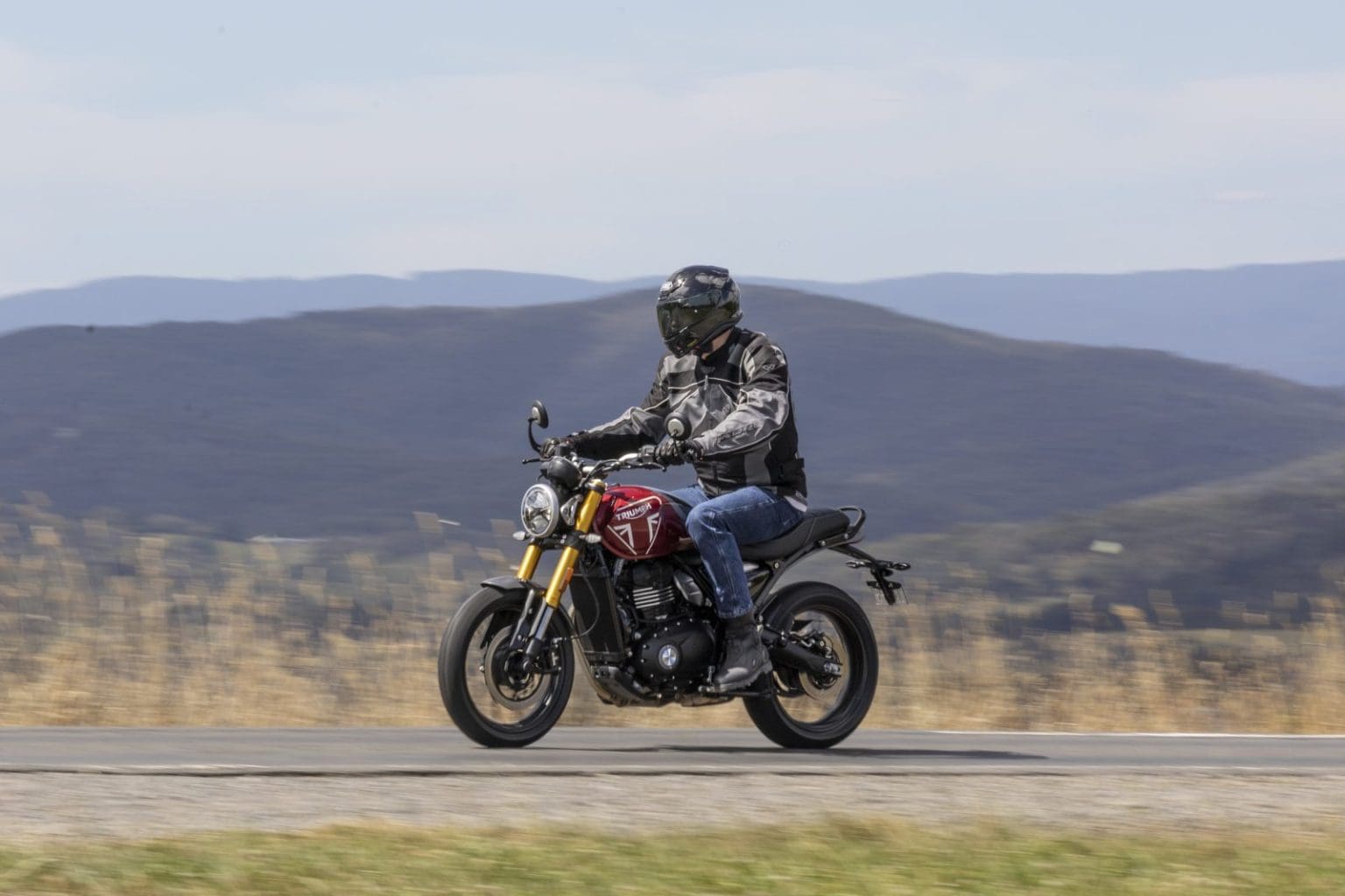 RETRO COOL TRIUMPH 400 MODELS - Australian Motorcycle News