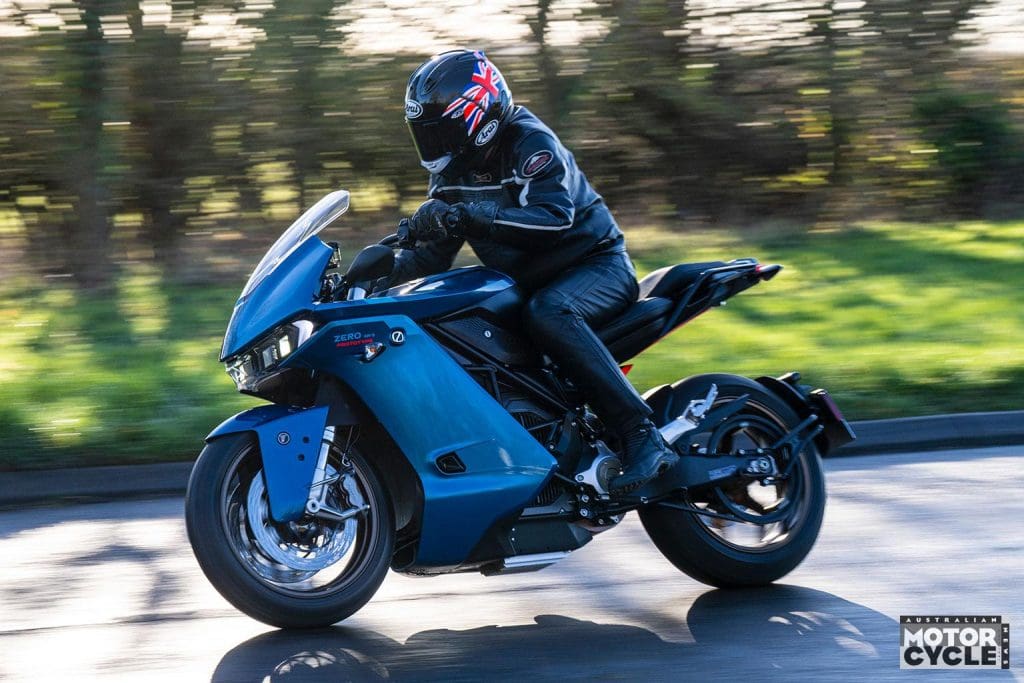 WORLD FIRST ROAD TEST | WMC Zero SR/S Prototype - Australian Motorcycle ...