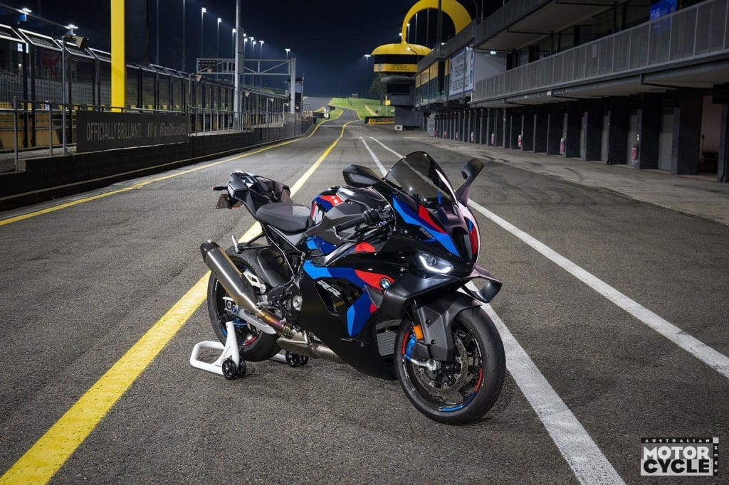 TRACK TEST | 2025 BMW S 1000 RR - Australian Motorcycle News