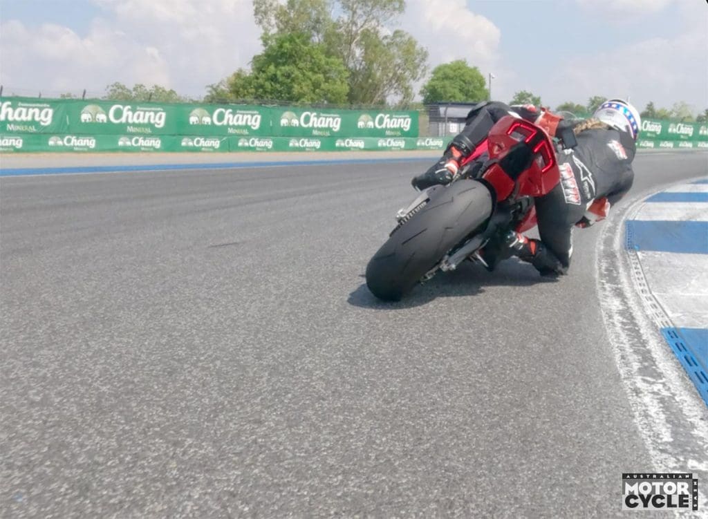 ULTIMATE RIDING EXPERIENCE | Ducati Panigale V4 S - Australian ...