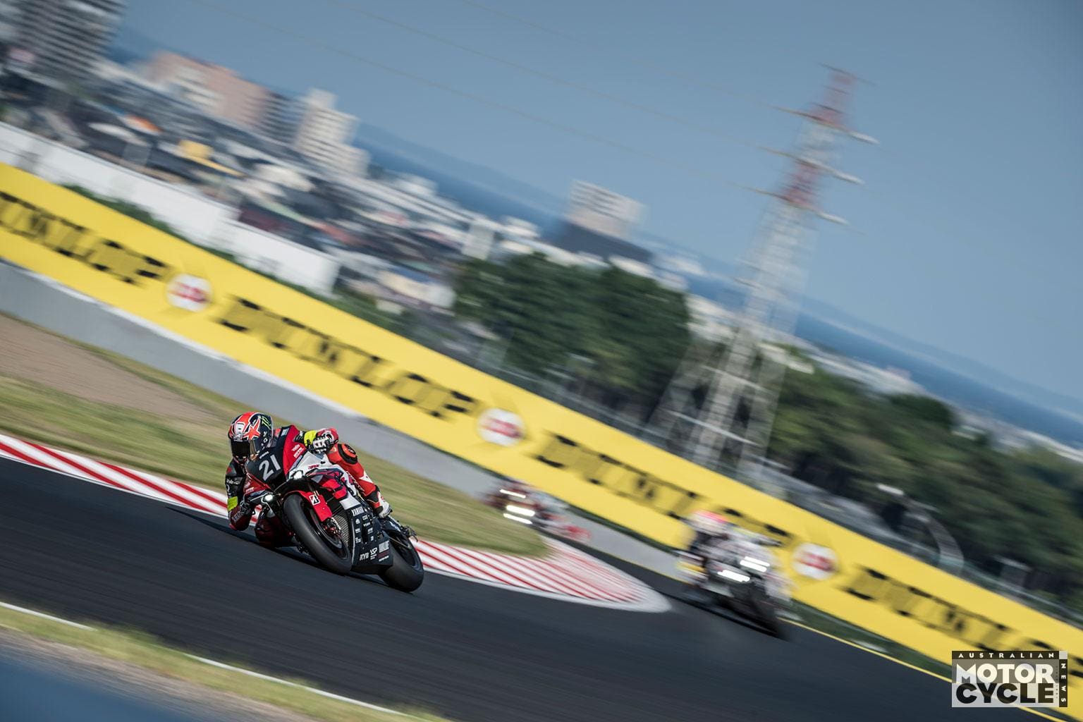 JG9_1111 - Australian Motorcycle News