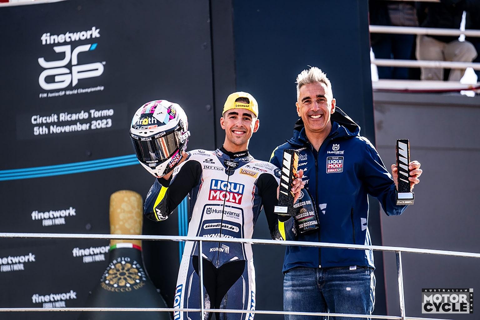 Senna-and-Dad-Jonno-at-Junior-GP-World-Champs-at-Circuit-Ricardo-Tormo ...